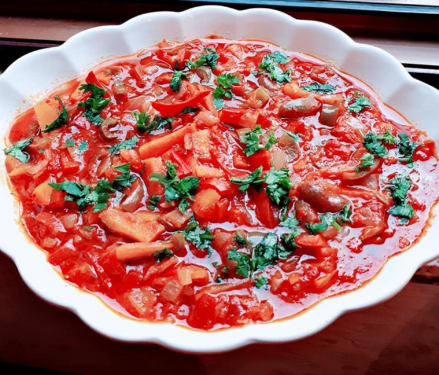 „ბევრნაირი რეცეპტით მოვსინჯე, მაგრამ ეს საუკეთესოა!“ - ლეჩოს რეცეპტი ...