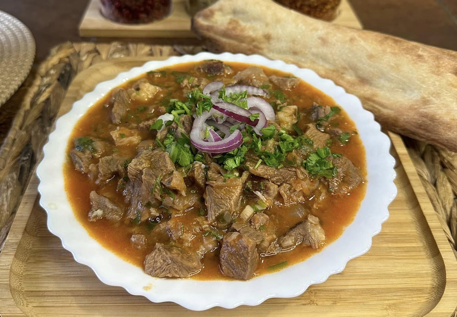 "უგემრიელესი სადილი, არანაირი სუნელი არ დამიმატებია... ასე ძალიან ...